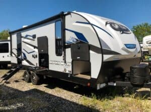 15 Best Travel Trailers For Half-Ton Trucks