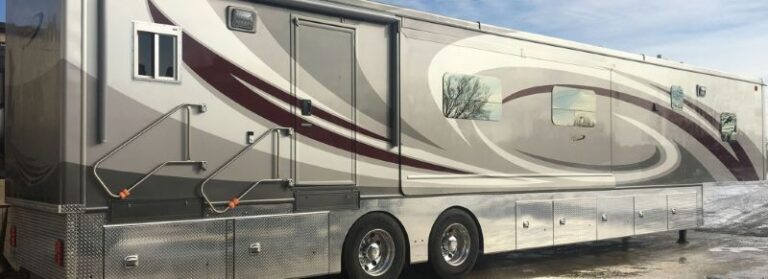 This 57-Foot Fifth Wheel Camper By SpaceCraft Is Amazing!