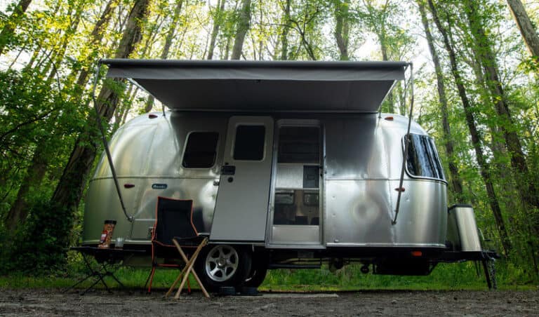 20 Best Small Camper Trailers with Bathrooms: 2024 Models