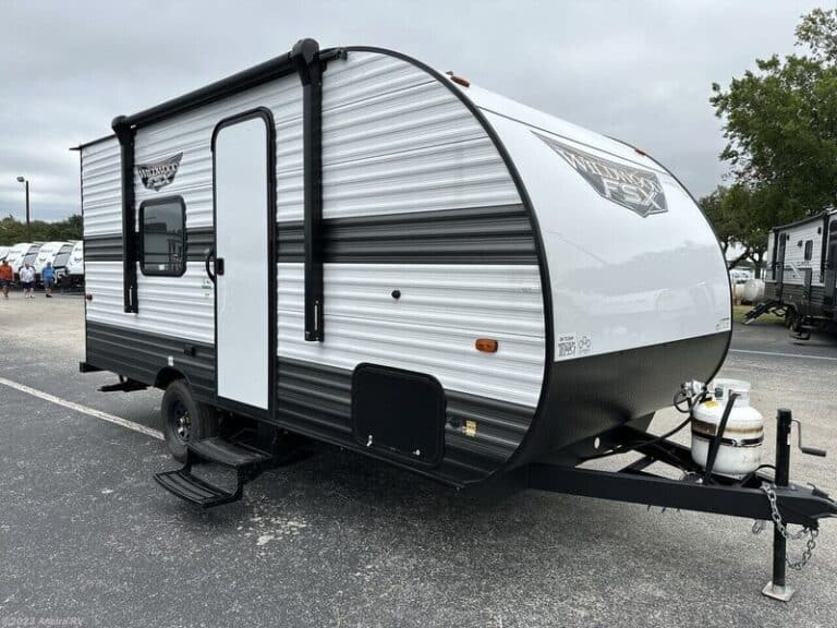 20 Best Small Camper Trailers with Bathrooms: 2024 Models