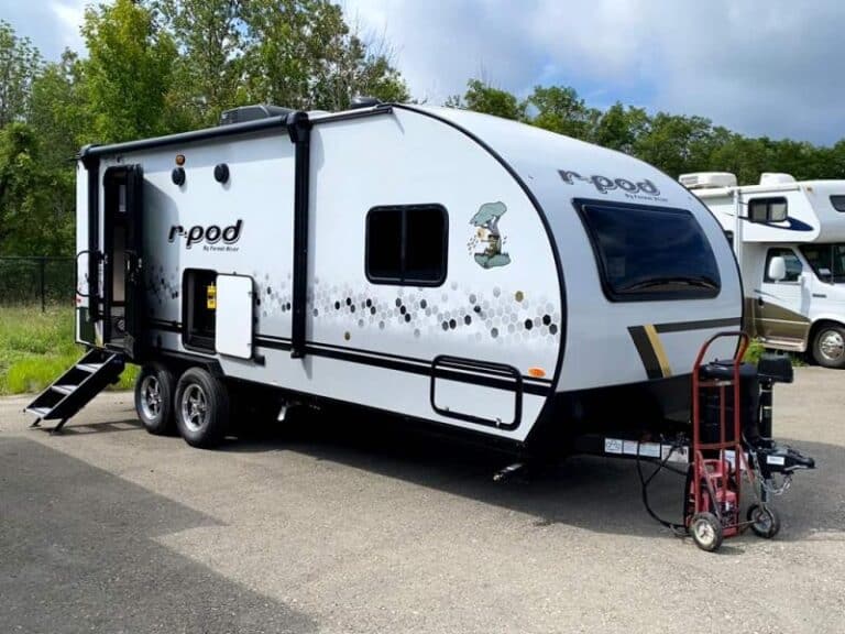 12 Best Camper Trailers Under 25 Feet