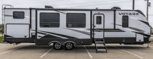 10 Largest and Longest Travel Trailers