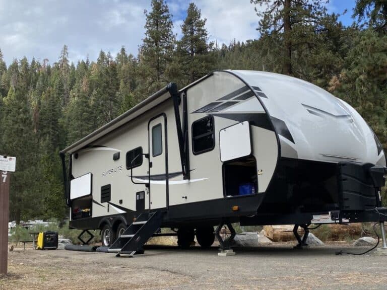 8 Best Travel Trailers That Sleep 8 People